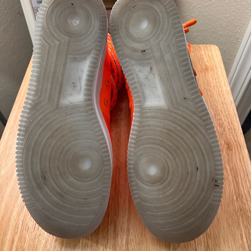 Nike Af1 Mens 9 Bright Orange - Gem